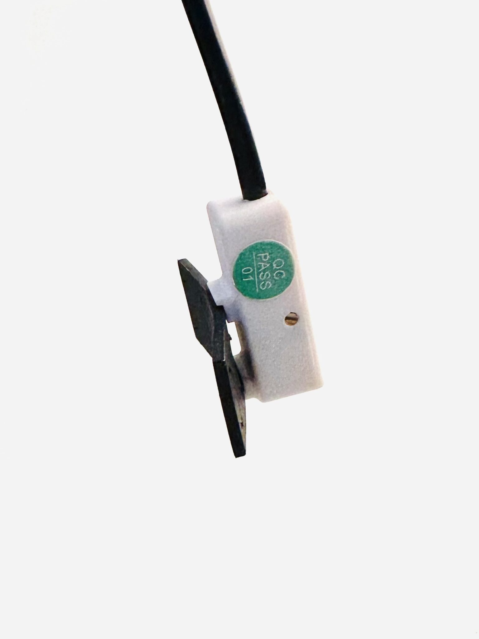 Non Contact Fluid Level Sensor: Working & Benefits